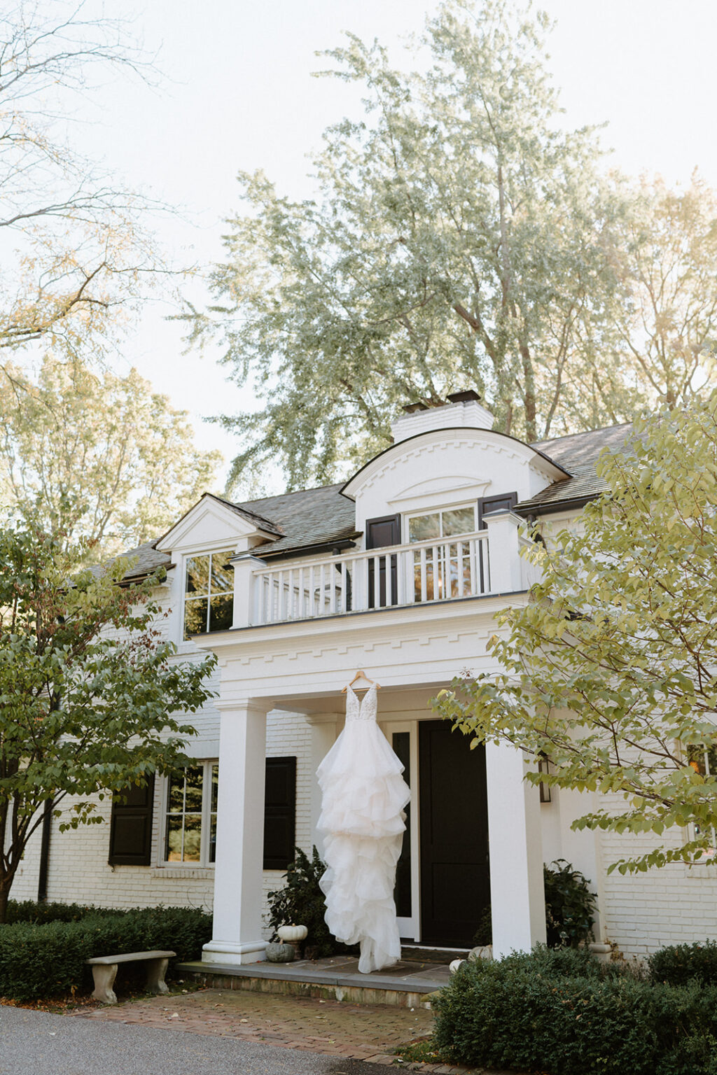 Old Money Wedding Aesthetic On A Working Girl S Budget Elevate Your